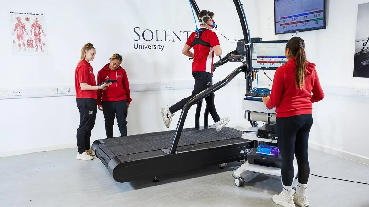 Physiology laboratory at Solent University