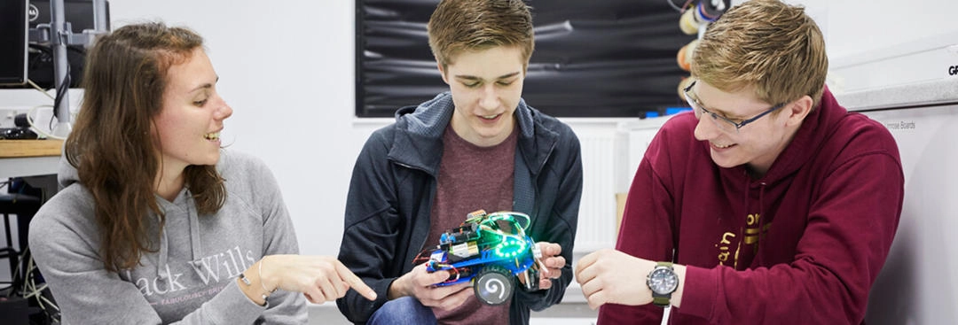 Electronic Engineering Degree | BEng (Hons)