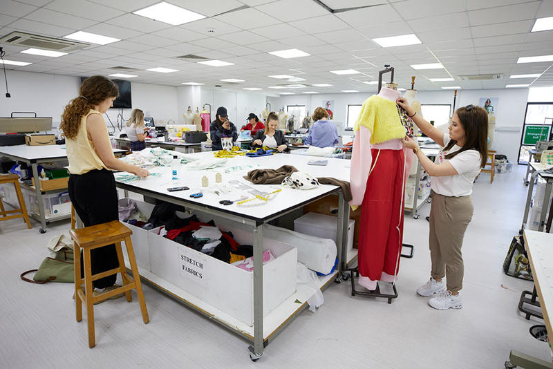 Fashion Design Studio