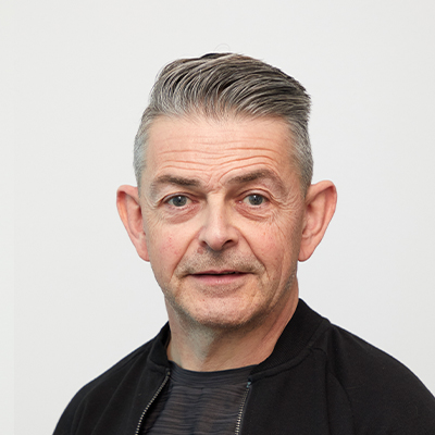 Rhodri Davies's Instagram, Twitter & Facebook on IDCrawl